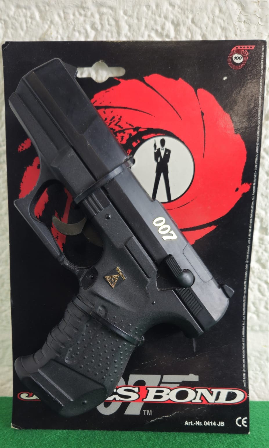 James Bond 007 Walther P99 by Lonestar 1998