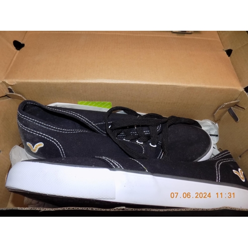 Boxed Voi Jeans Shoes Size 8