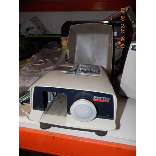 Aldis Projector