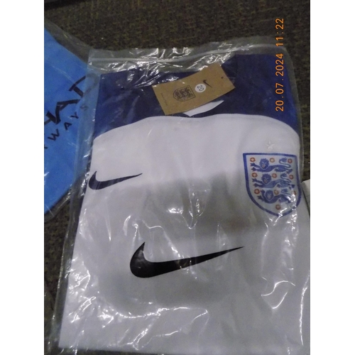Kids England Kit Size 20