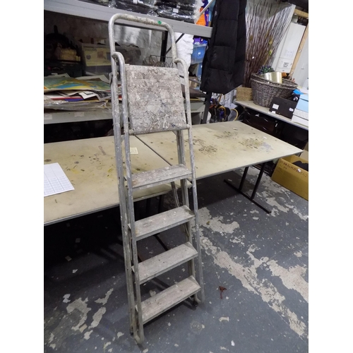 Metal Step Ladders