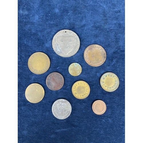 A quantity of Wisbech fruit tokens including W. Lynn & Son Emneth, R ...