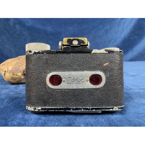 A vintage Ranca spy camera issued by the SOE, marked Dr. Aug, Nagel ...