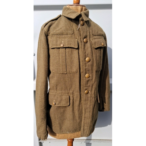 WW1 British tunic, no collar lining pre 1917, see photos.