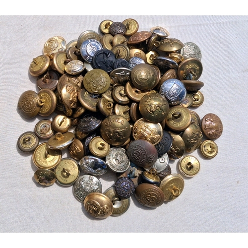 bag of WW1/2 military buttons