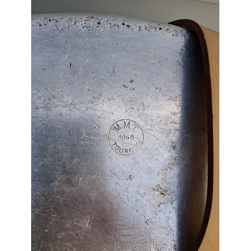WW2 French section mess tin, 1945, with strap and a pan handle