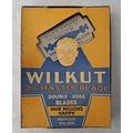 WW2 1944, US Army Wilkut razor blade box, with packets inside