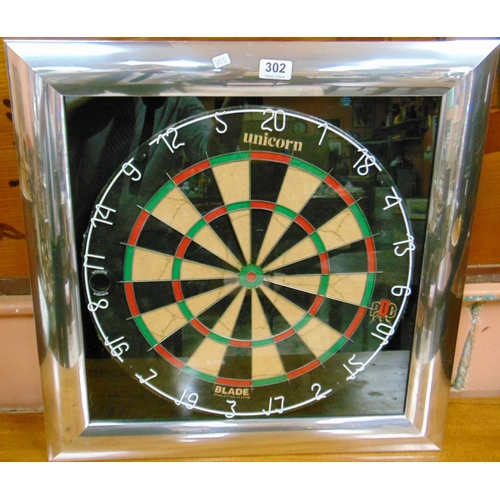 2002 World matchplay semi final John Lowe - Phil Taylor first dart ...