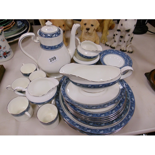 Aynsley Blue Mist pattern coffee and dinner service.