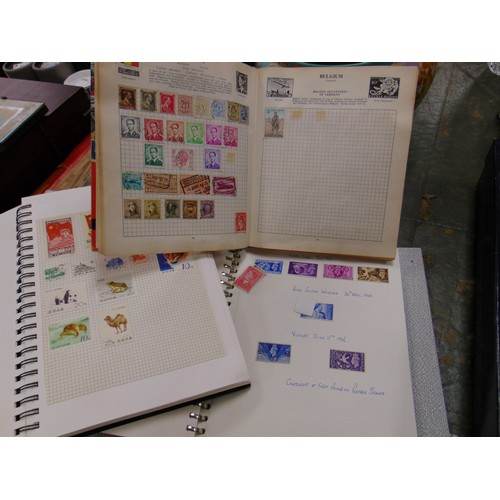 Small quantity of stamps.
