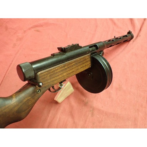Deactivated Finnish KP31 sub machine gun WW2 Finnish SMG in near mint ...
