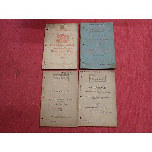 Four WW2 British army training pamphlets 180 mm tall, complete and in ...