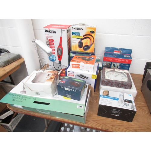 Qty assorted electricals