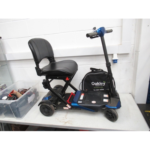 Drive DeVilbiss Auto folding mobility scooter