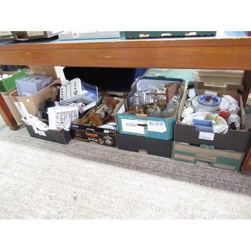 Qty Assorted Bric a Brac