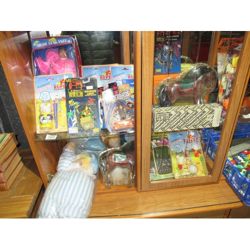 Qty Assorted Vintage Toys