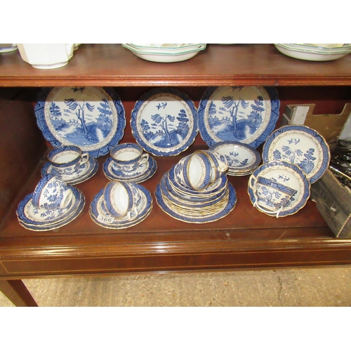 Qty Assorted Willow Pattern Crockery