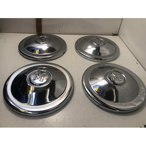 Morris hub caps