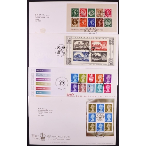 GREAT BRITAIN GB SORTER BOX WITH FACE VALUE. Includes folder of mint ...