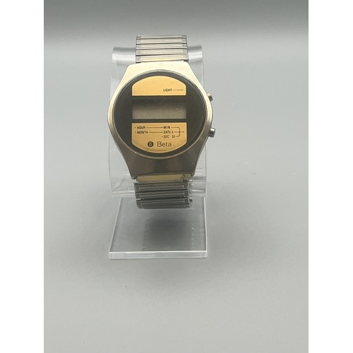 Vintage Beta 1970's digital watch withbracelet strap. Shock protected ...