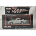 A vintage boxed Corgi Classics James Bond Aston Martin DB5 04302 ...