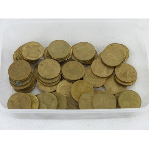 A lot of Irish 20p coins, weight 633g.