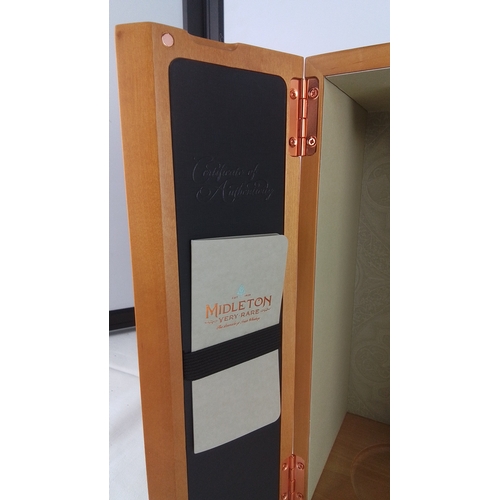 A 2022 Midleton Very Rare Irish whiskey presentation casket.