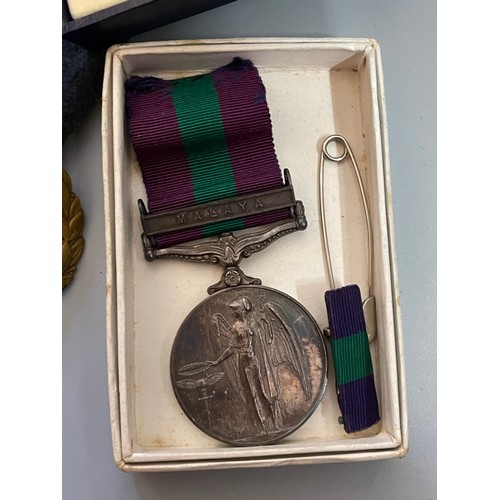 RAF BERET, PINGAT JASA MALAYSIA MEDAL GROUP IN BOX, AND A 3150393 JNR ...