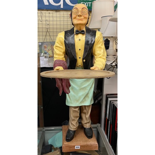 RESIN MOULDED FIGURE OF A WAITER WITH SERVING TRAY