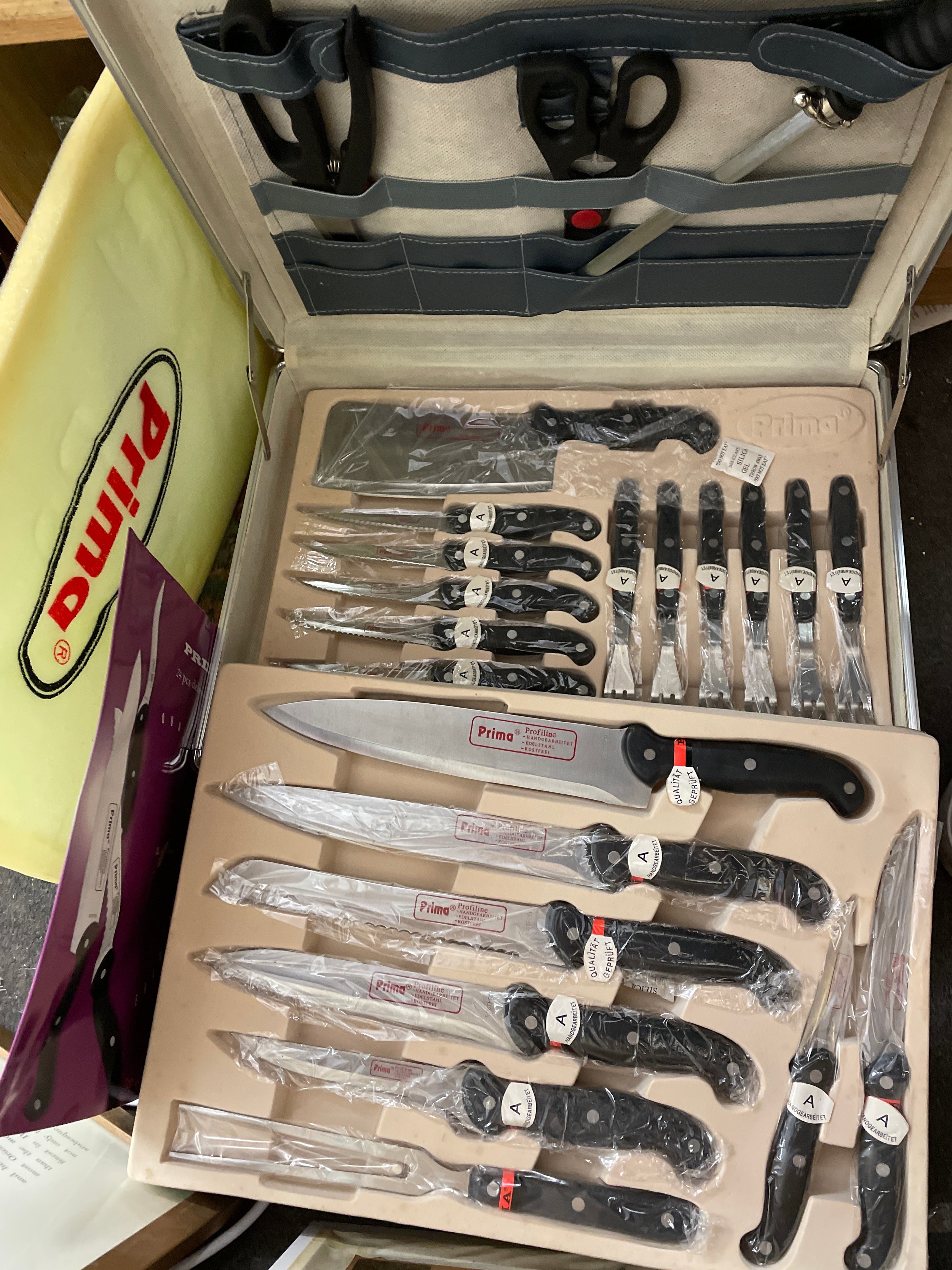 PRIMA 24 PIECE DELUXE KNIFE SET