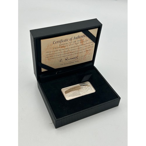 A BOXED BIRMINGHAM MINT LIMITED EDITION MODERN WONDERS OF THE WORLD ...
