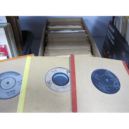 A Large Quantity of 7" Singles from The 1970's, artists include Bee ...