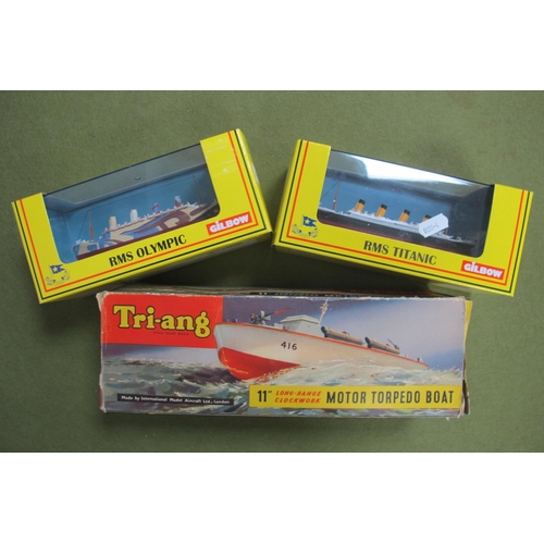 A Boxed Tri-ang Plastic Model 11" Long Range Clockwork Motor Torpedo ...