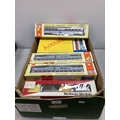 Approximately Twenty-one items of HO scale American rolling stock by ...
