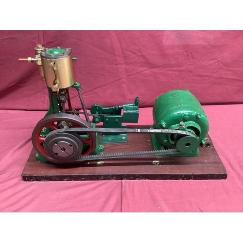 A Stuart No 1 Vertical Single Cylinder Live Steam Engine, two inch (2 ...