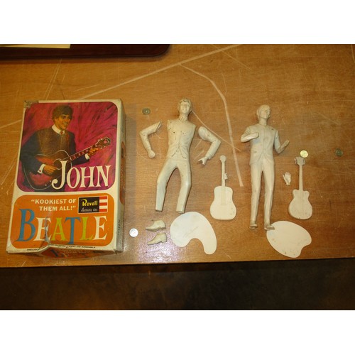 Revell Model Kit The Beatles John Lennon with Box and George Harrison ...