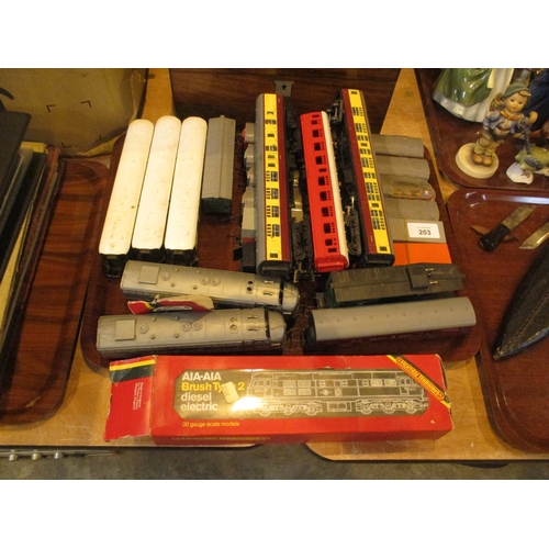 Hornby Loco R357, Triang Locos, Carriages etc