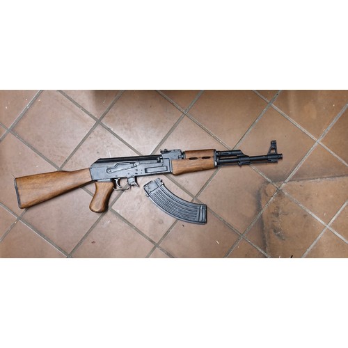 Replica Ak 47.