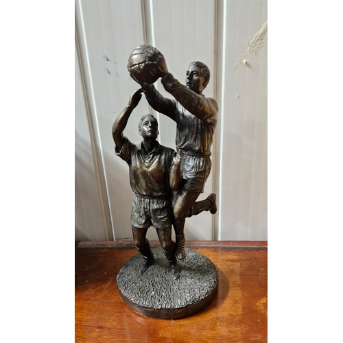 Genesis Fine Art GAA footballers.