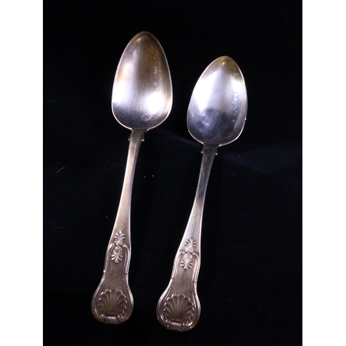 A pair of silver table spoons approx. 145 grams