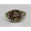 A 9ct gold St. Christopher ring, 1.5g, K