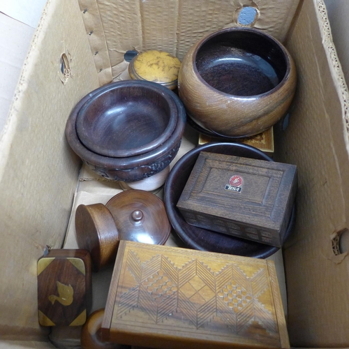 A collection of treen and other wooden items **PLEASE NOTE THIS LOT IS ...