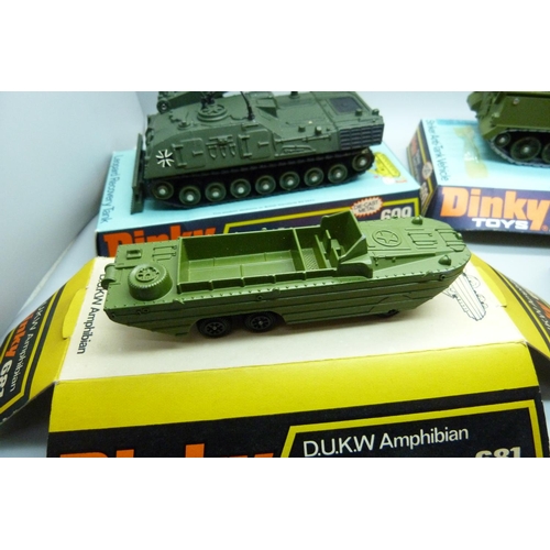 A D.U.K.W. Amphibian Dinky Toys 681 model Speed Wheels in original ...