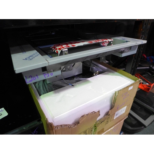 Qty Of Damaged Items Inc KARLSON Cooker Hood and Two Karlson Flex Zone ...