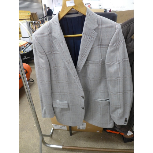 A Suunto Equilite 1000 diver's jacket, a pair of Rockfall size 6 safety ...