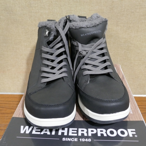 Pair of weatherproof Logjam dark grey walking boots (size UK 10) *This ...