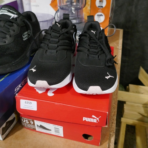 A pair of Puma Star Vital Refresh Women's Black and Chalk Pink trainers ...