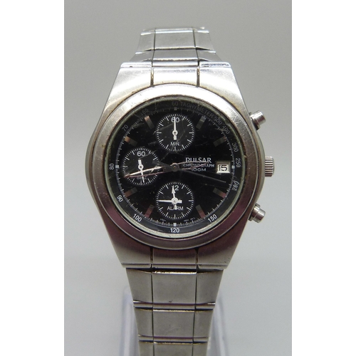 A stainless steel Pulsar chronograph 100m wristwatch, Pulsar 7T82-OA90 ...