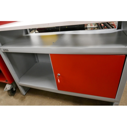 A Clark wooden topped metal workbench with key