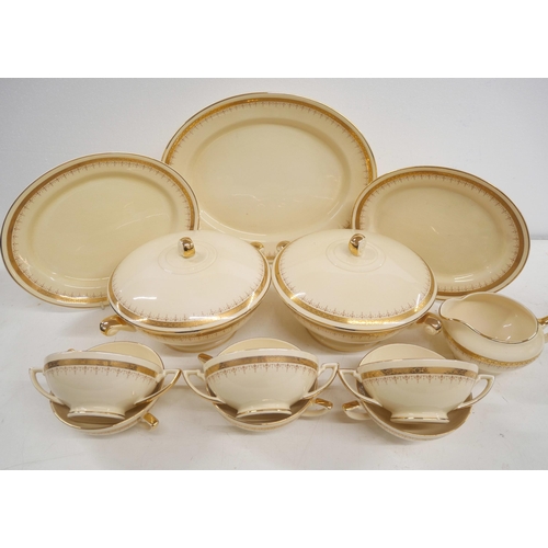 A Crown Devon Fieldings 2745 pattern dinner service, six settings ...